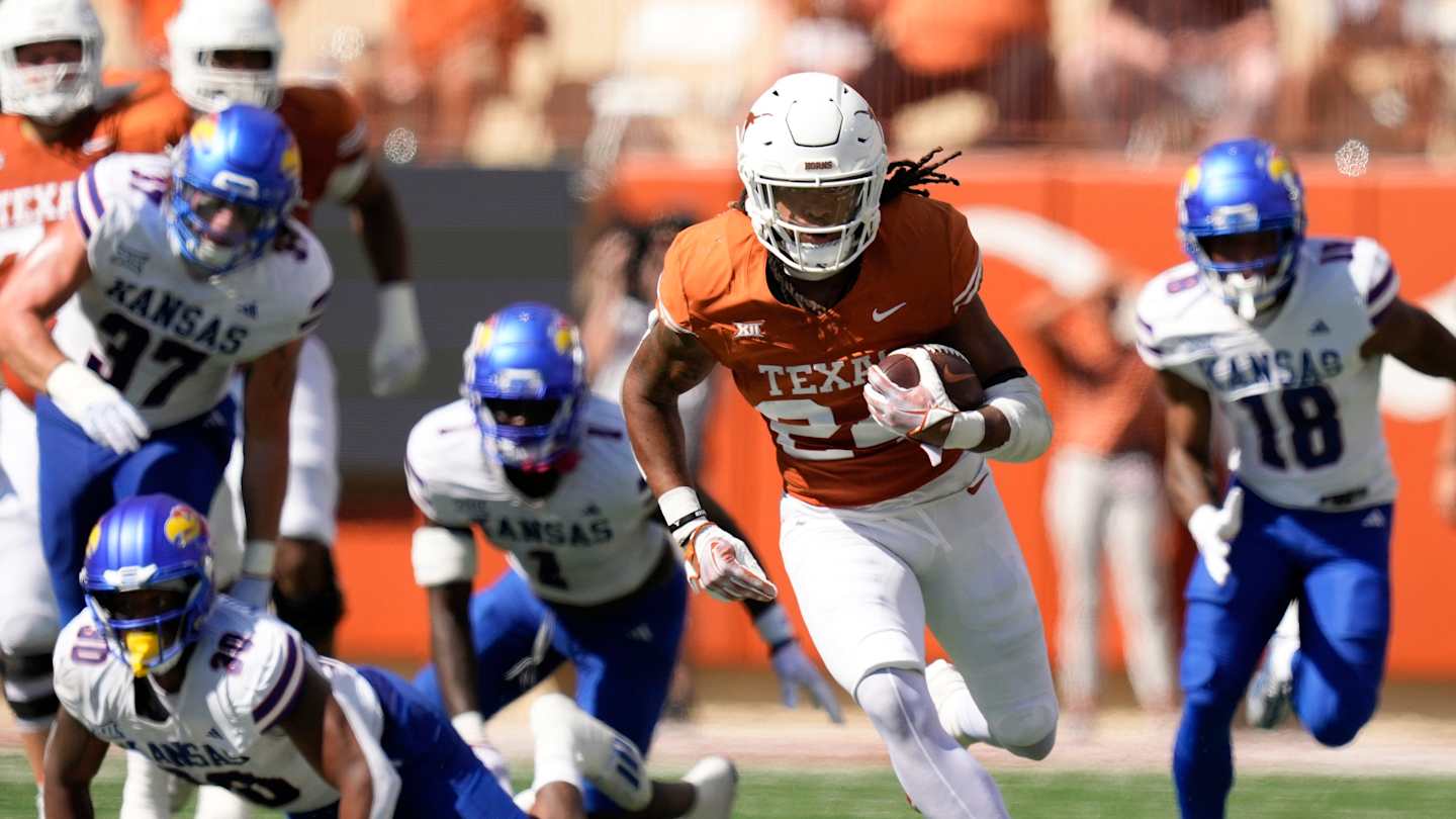 WATCH: Texas Longhorns Fumble Recovery Leads to Jonathon Brooks TD vs ...