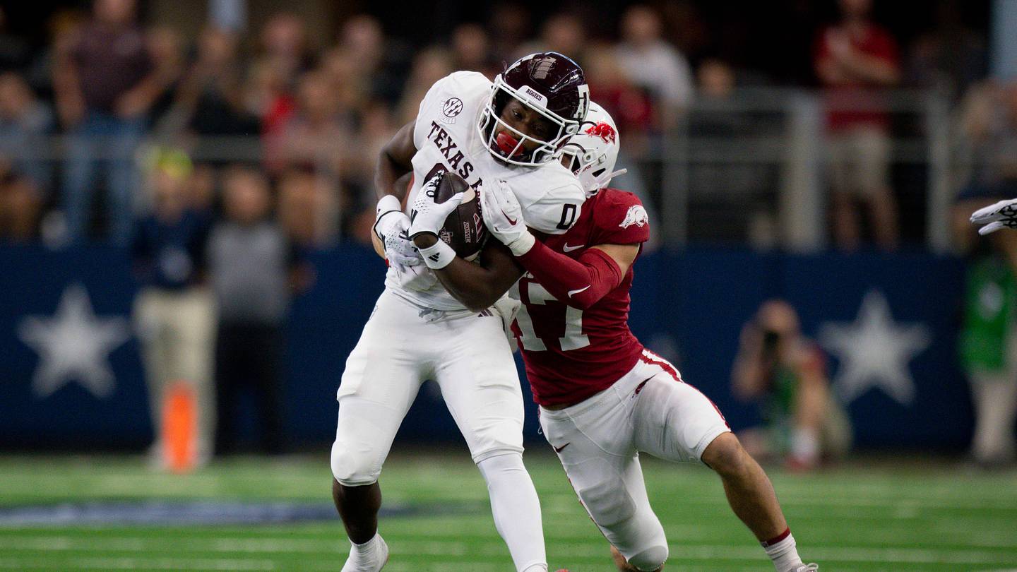 'Let's Ride': Ainias Smith Breaks Out Big In Texas A&M Aggies Southwest ...