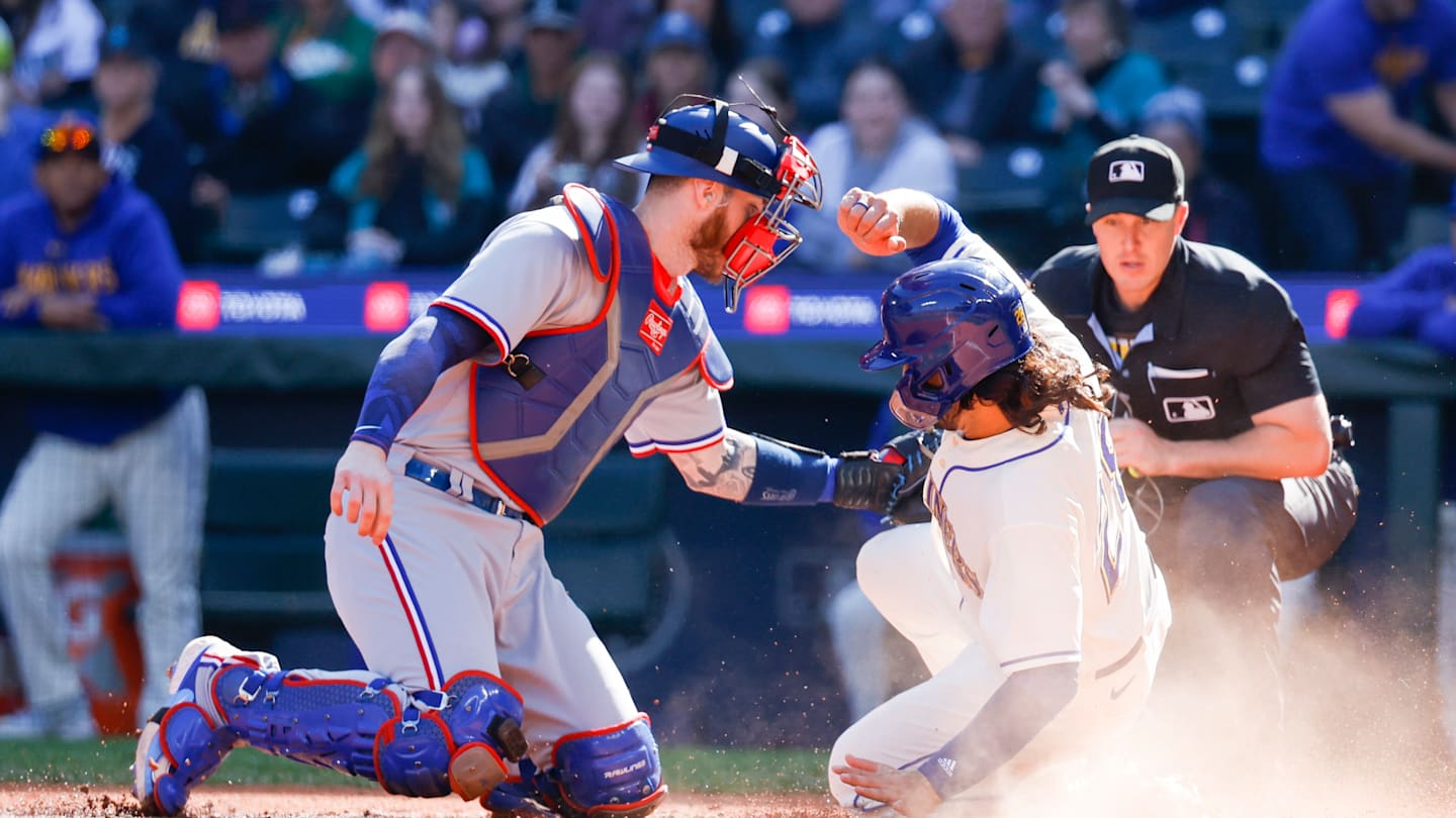 Texas Rangers Lose 3 of 4 to Mariners, Let AL West Title Slip Away to ...