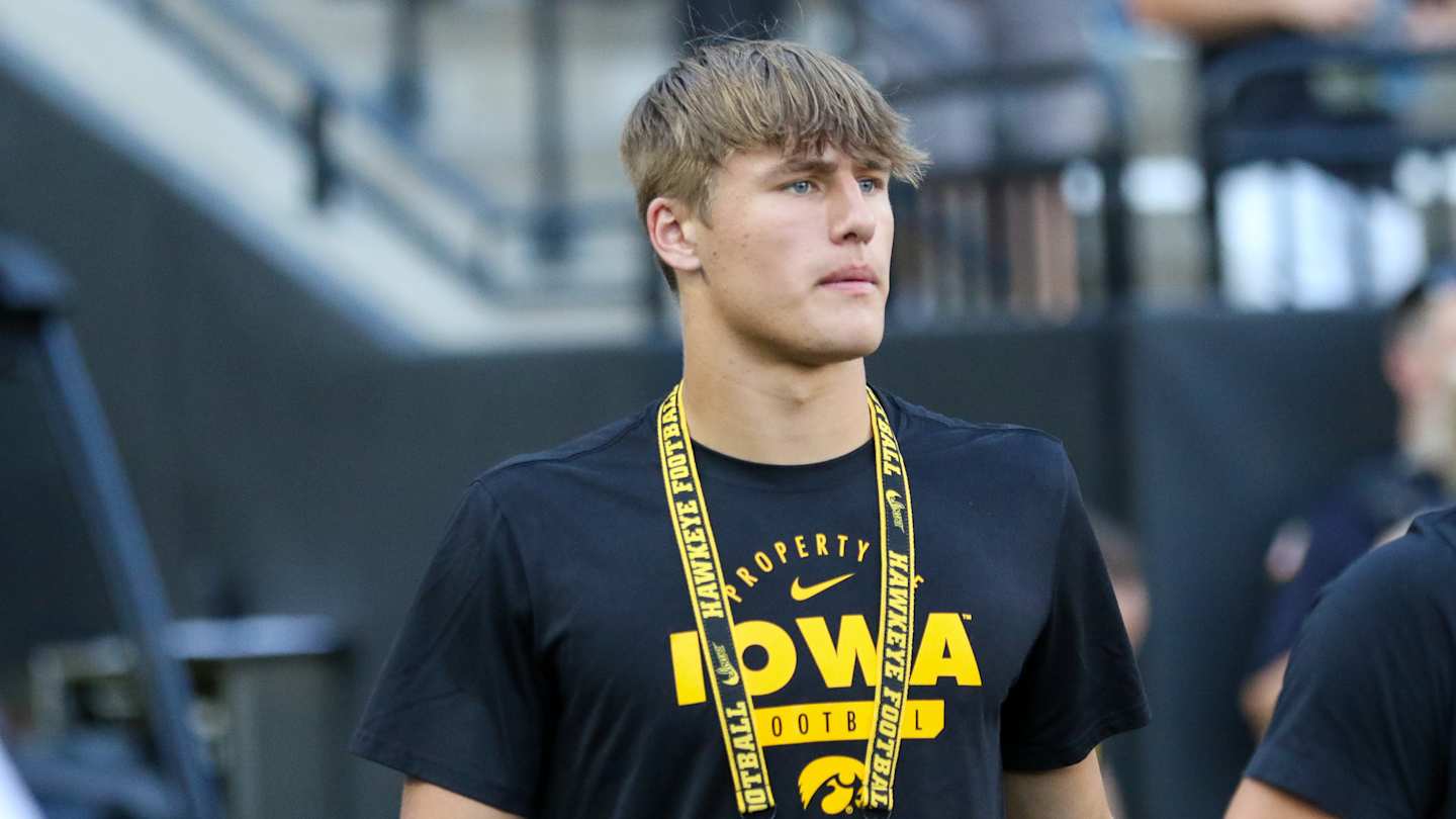 Highlighting Hawkeye '24 Recruiting Class - Sports Illustrated Iowa ...