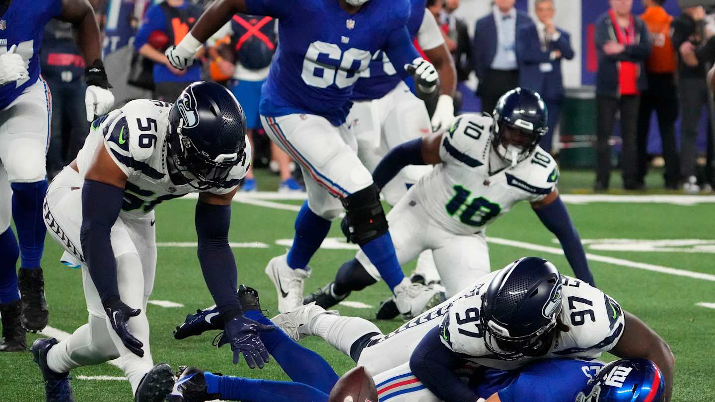 Seattle Seahawks Blowout New York Giants Thanks To Elite Defensive ...