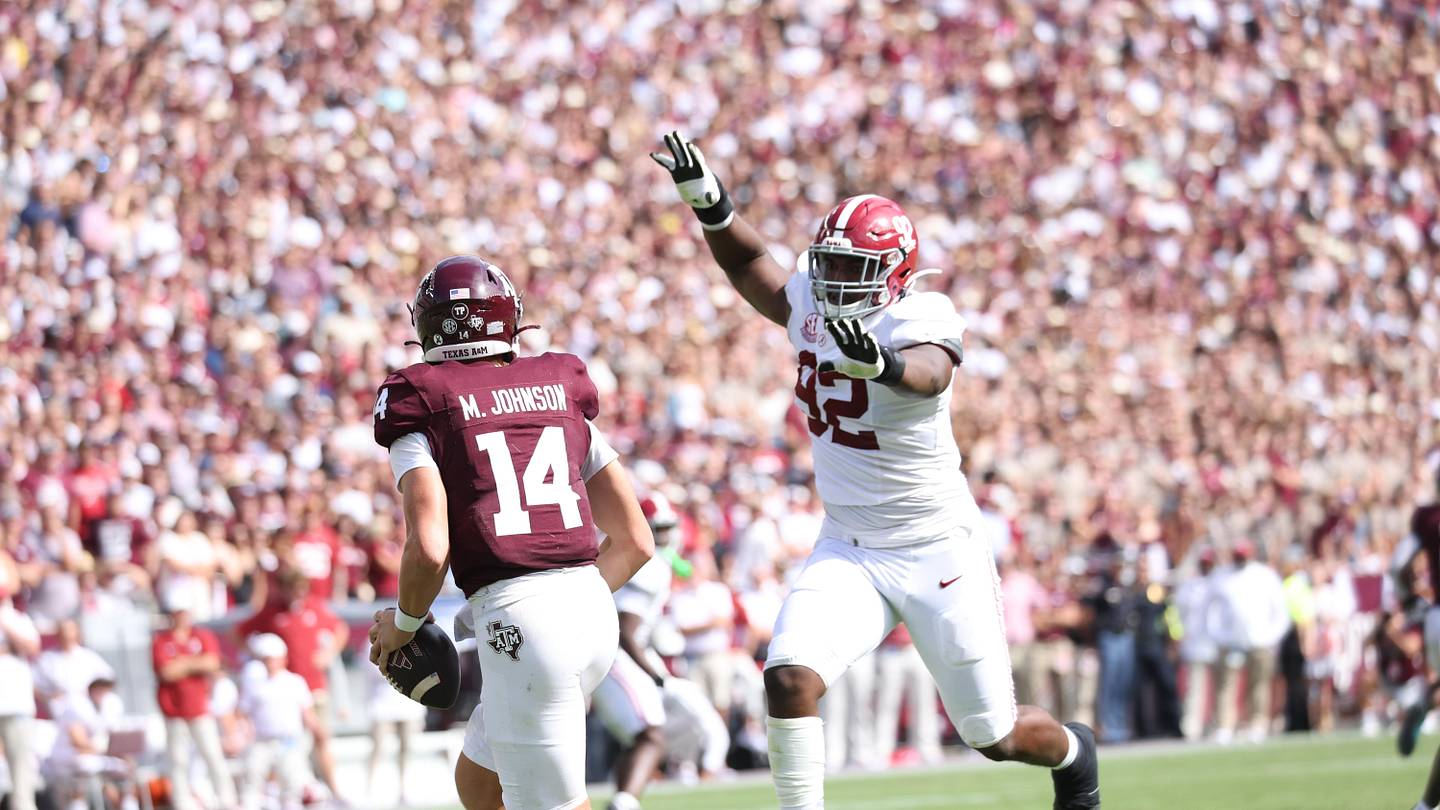 Two Alabama Players Earn SEC Weekly Honors for Performance Against ...
