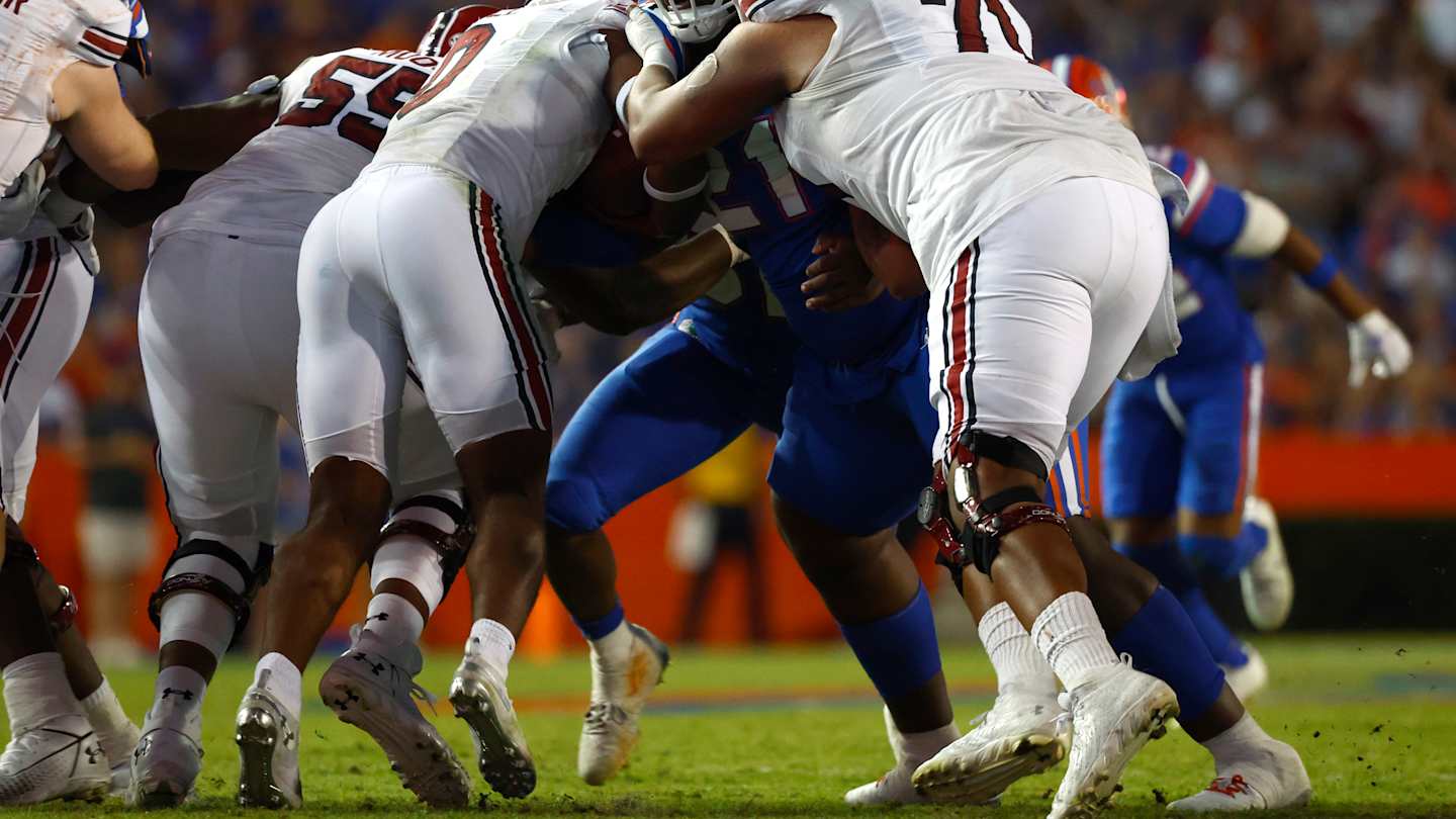 South Carolina's Football Team Opens As Slight Betting Favorite Over ...