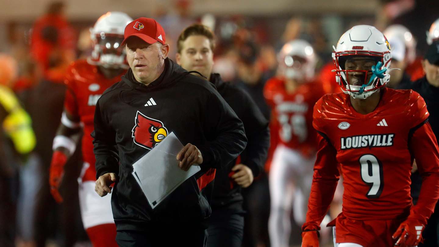 Watch: Jeff Brohm, Ryan Wallace and Louisville Players Recap Notre Dame ...
