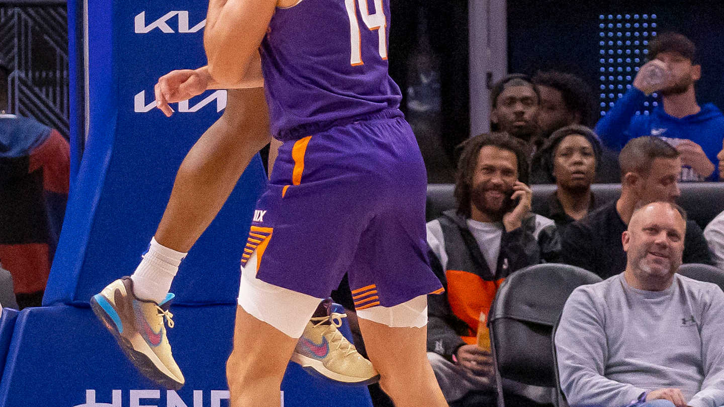 Pistons' Ausar Thompson Stuffs Stat Sheet in First NBA Preseason Game ...