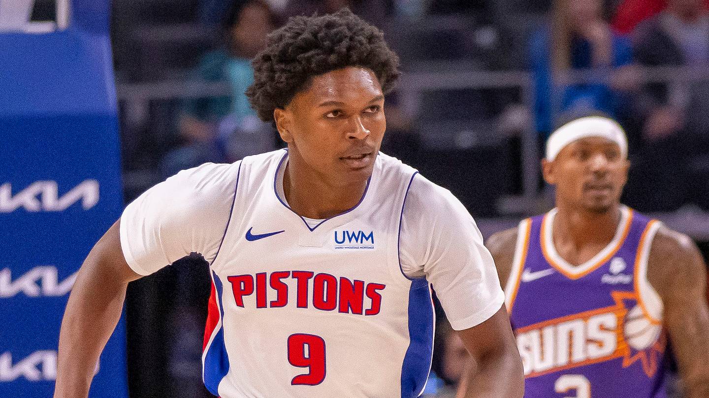 Pistons Rookie Ausar Thompson Is Undeniable in Preseason Debut - Sports ...