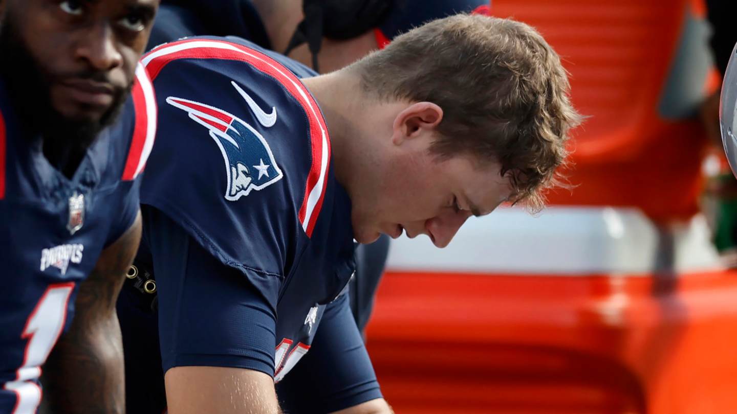 SI:AM | The Patriots Are a Mess - Sports Illustrated