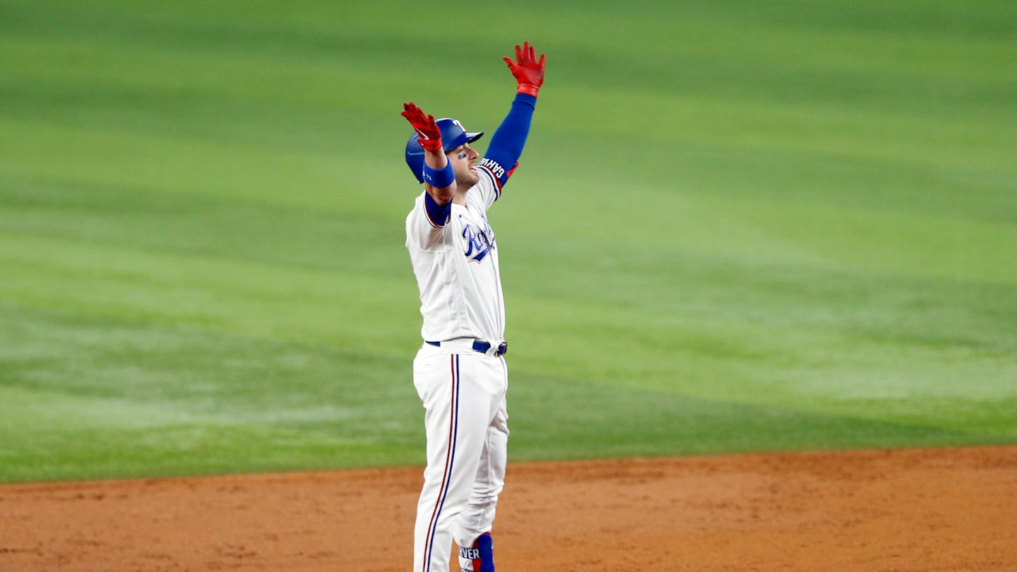 Texas Rangers Fans Sing Along to Creed's 'Higher' During ALDS Game 3 ...