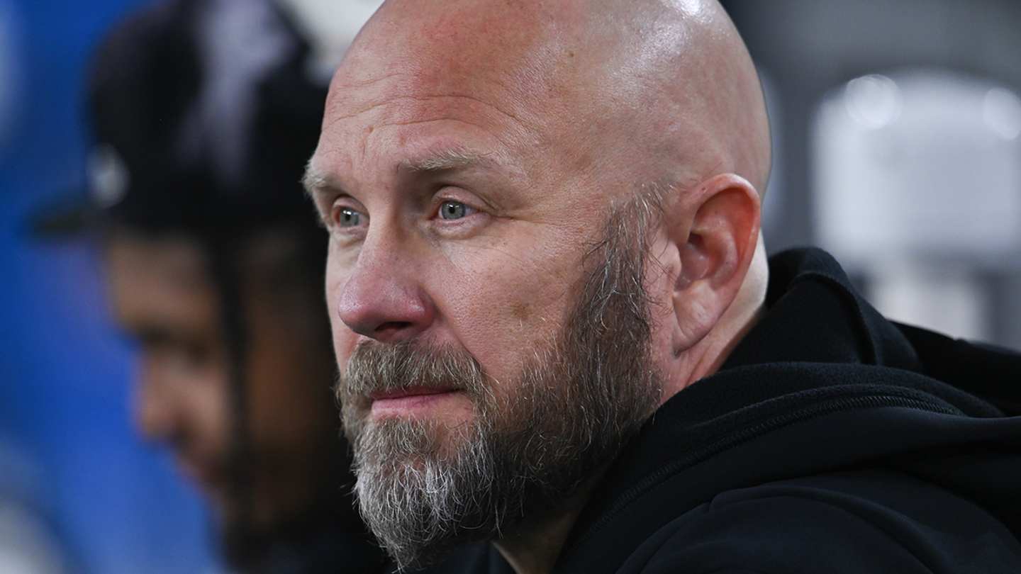 Pittsburgh Fans Chant for Steelers’ Matt Canada to Be Fired During ...