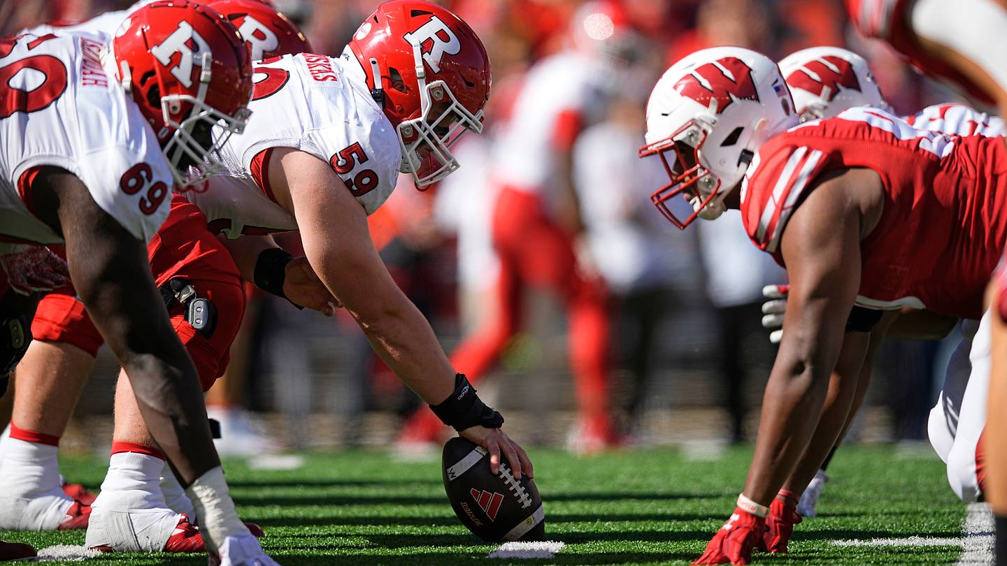 2023 Wisconsin Football Game-By-Game Predictions: Week 7 through Week ...