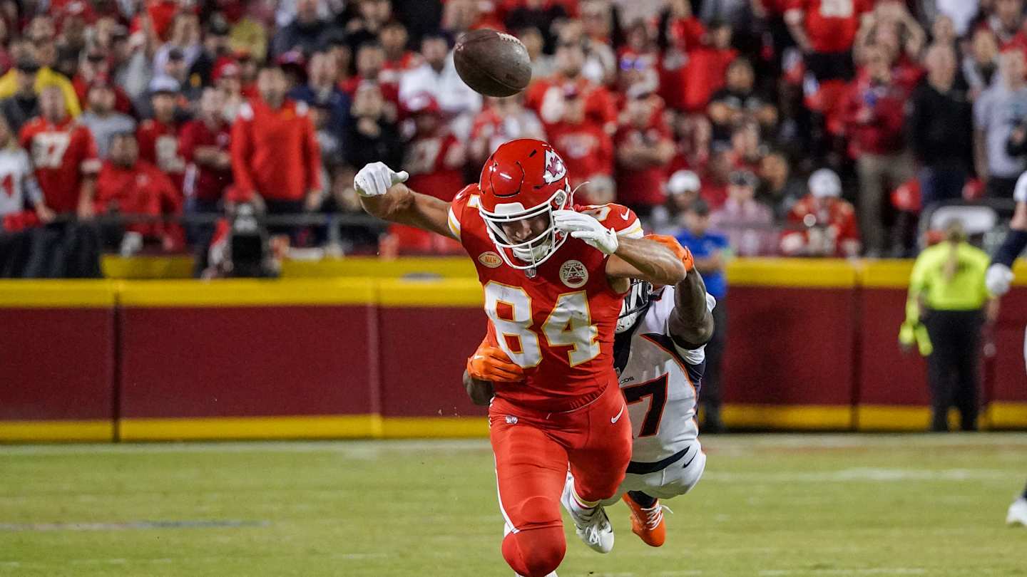 KC Chiefs WR Justin Watson Elbow Injury Severity, Potential Recovery ...