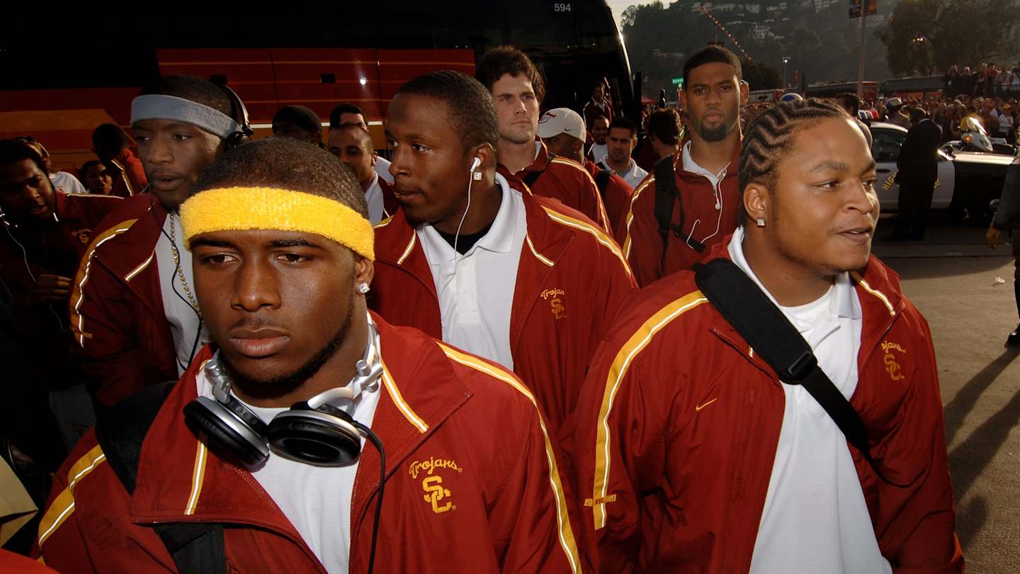 USC Football: Trojan Legends Highlighted in Hype Video Ahead of Notre ...
