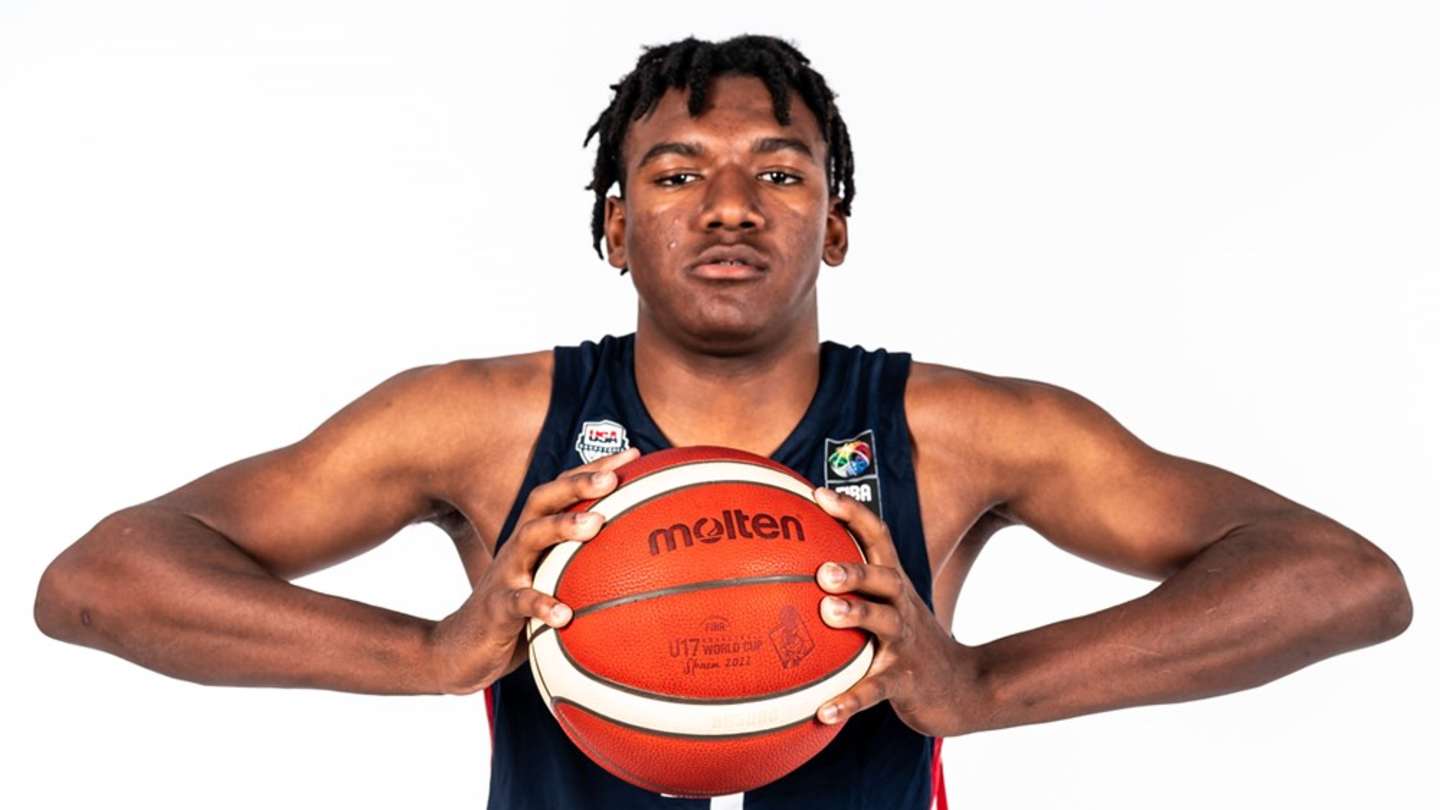 Report: Elite Class of 2024 Wing Karter Knox to Visit Louisville Men's ...