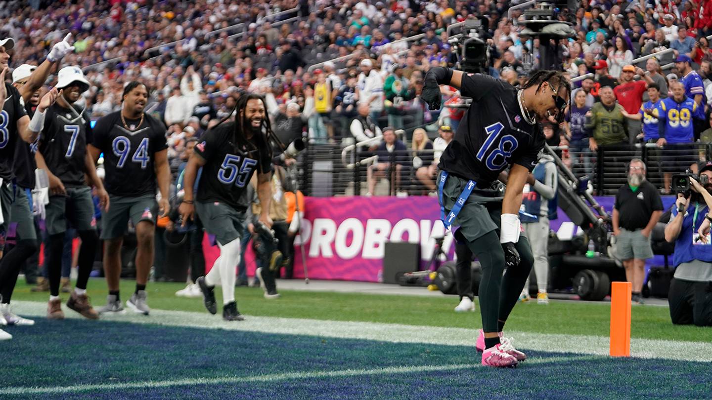 NFL World Reacts to Idea of League’s Elite Players Playing in 2028 ...