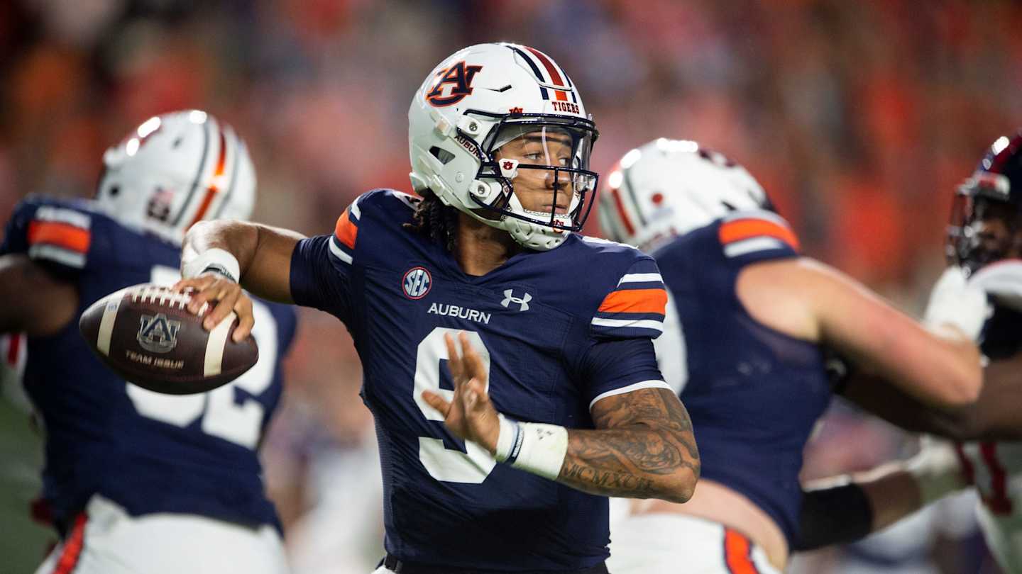 REPORT: Robby Ashford has entered the transfer portal - Sports ...