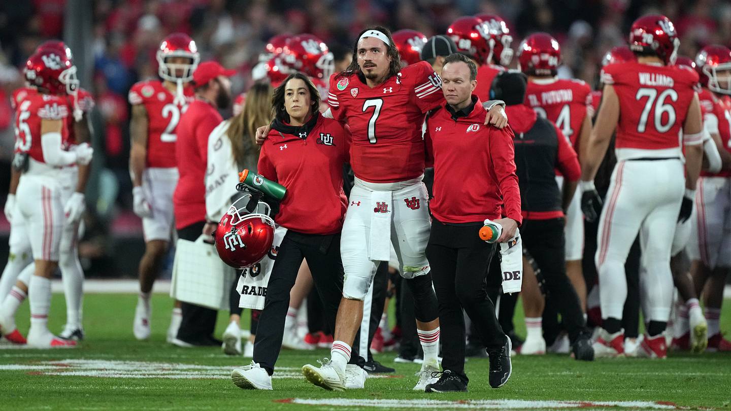 Utah Rules Star Quarterback Cam Rising Out for Season - Sports Illustrated