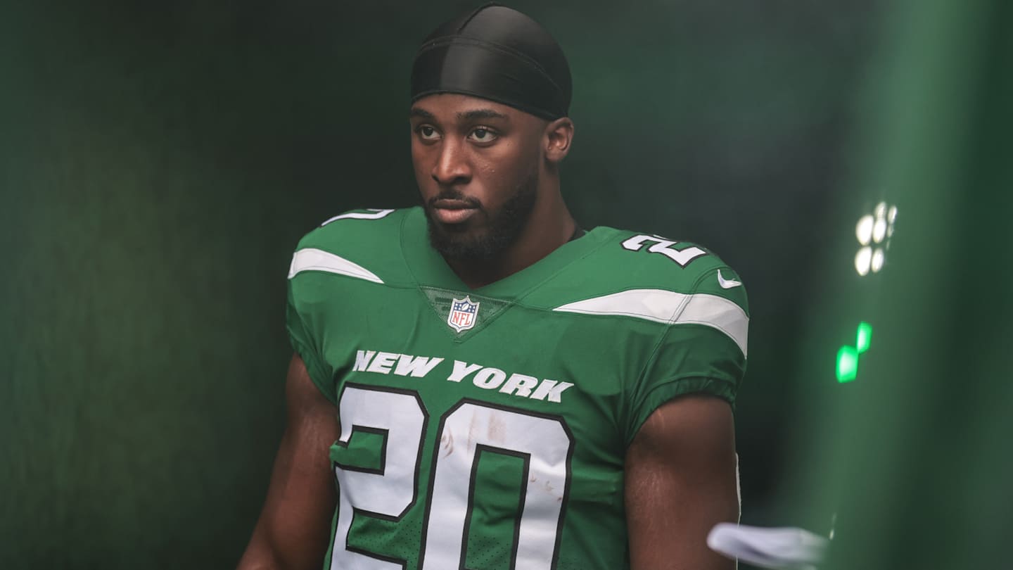 Breece Hall Scares NFL World by Noting Anniversary of ACL Tear - Sports ...