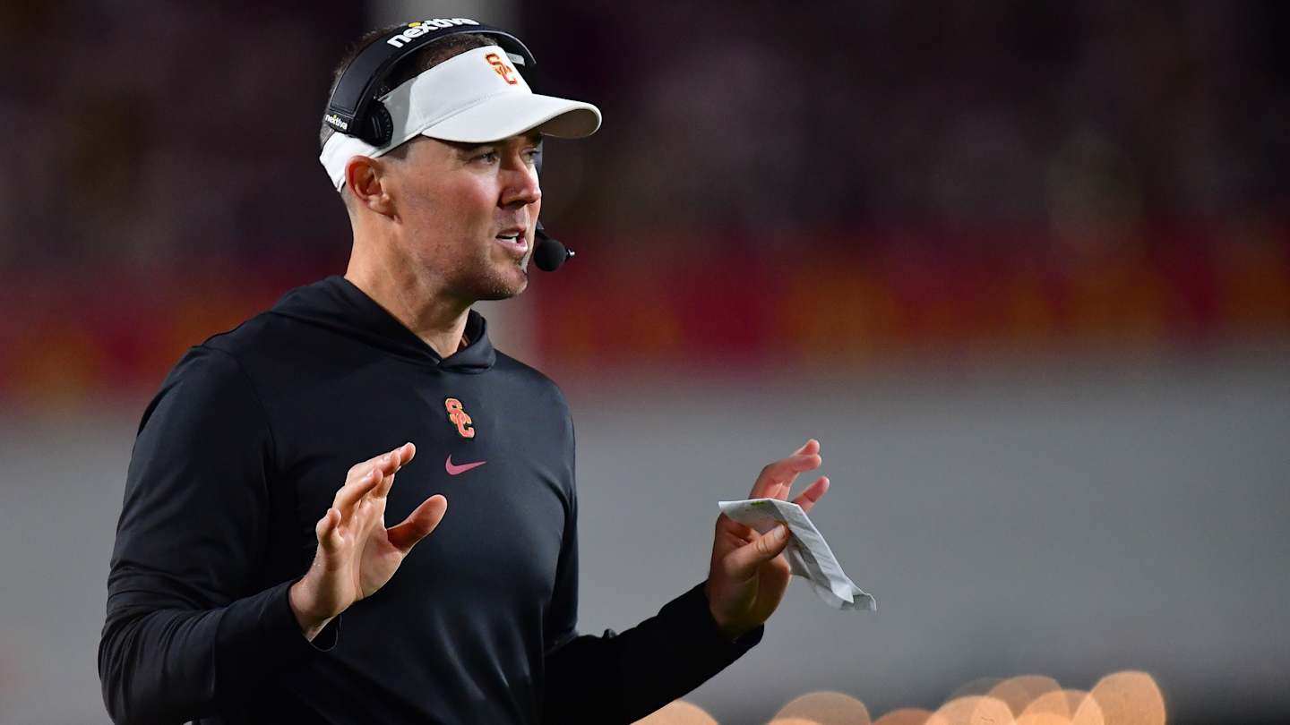 Former USC Football Stars Turned Reporters Post Cryptic Social Media ...