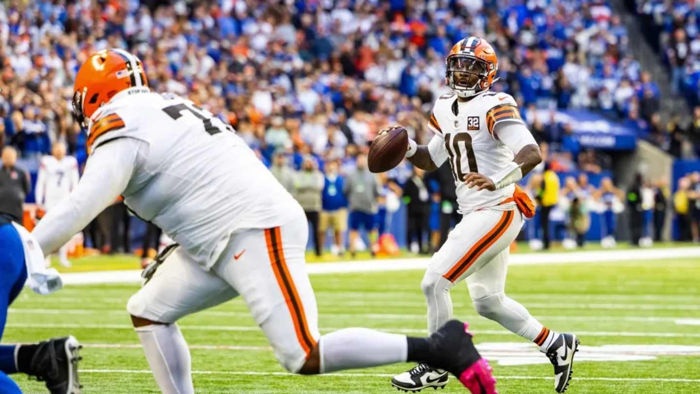 Seattle Seahawks' Bobby Wagner Knows to Respect Cleveland Browns QB P.J. Walker - Sports ...