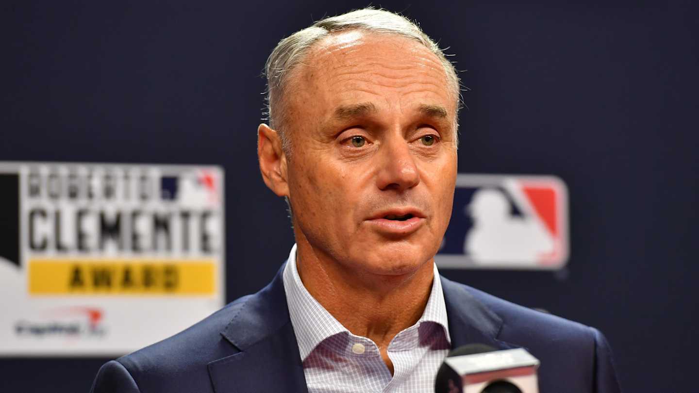 Rob Manfred Lauds New Rule Changes, Considering Roster Limits for ...