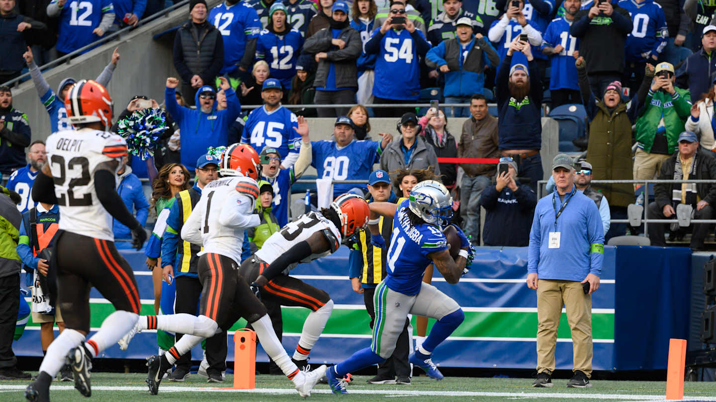 Seattle Seahawks Overcome Inconsistent Offense in Win vs. Cleveland ...