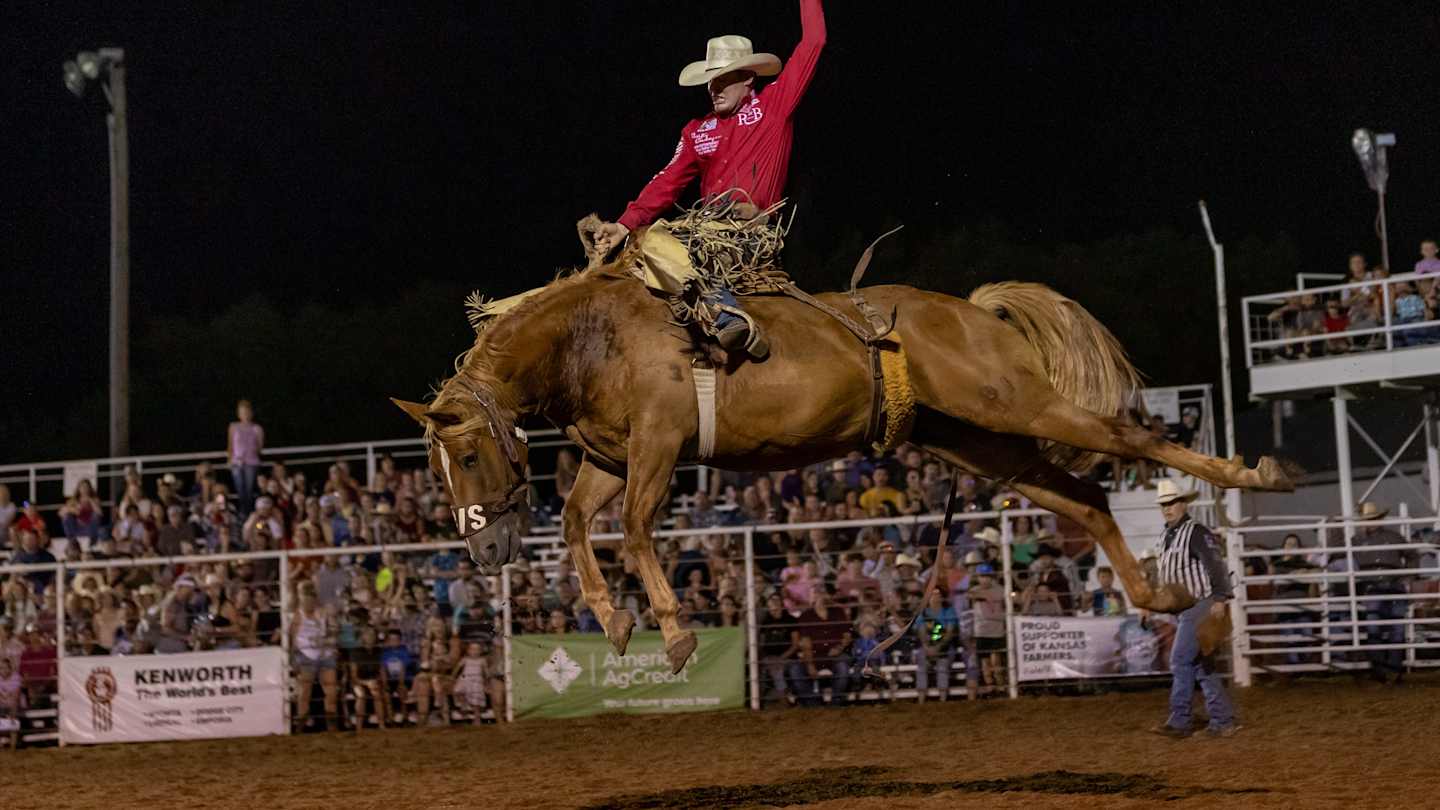 Rudy Troyer, Cable Wareham Claim Saddle Bronc Event Titles - Sports ...