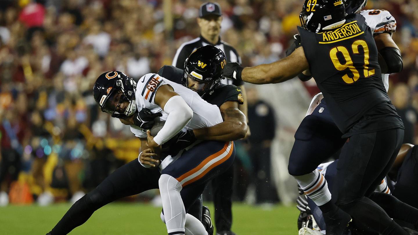 Montez Sweat Trade Grades: Commanders Get Value, Bears Gamble - Sports ...