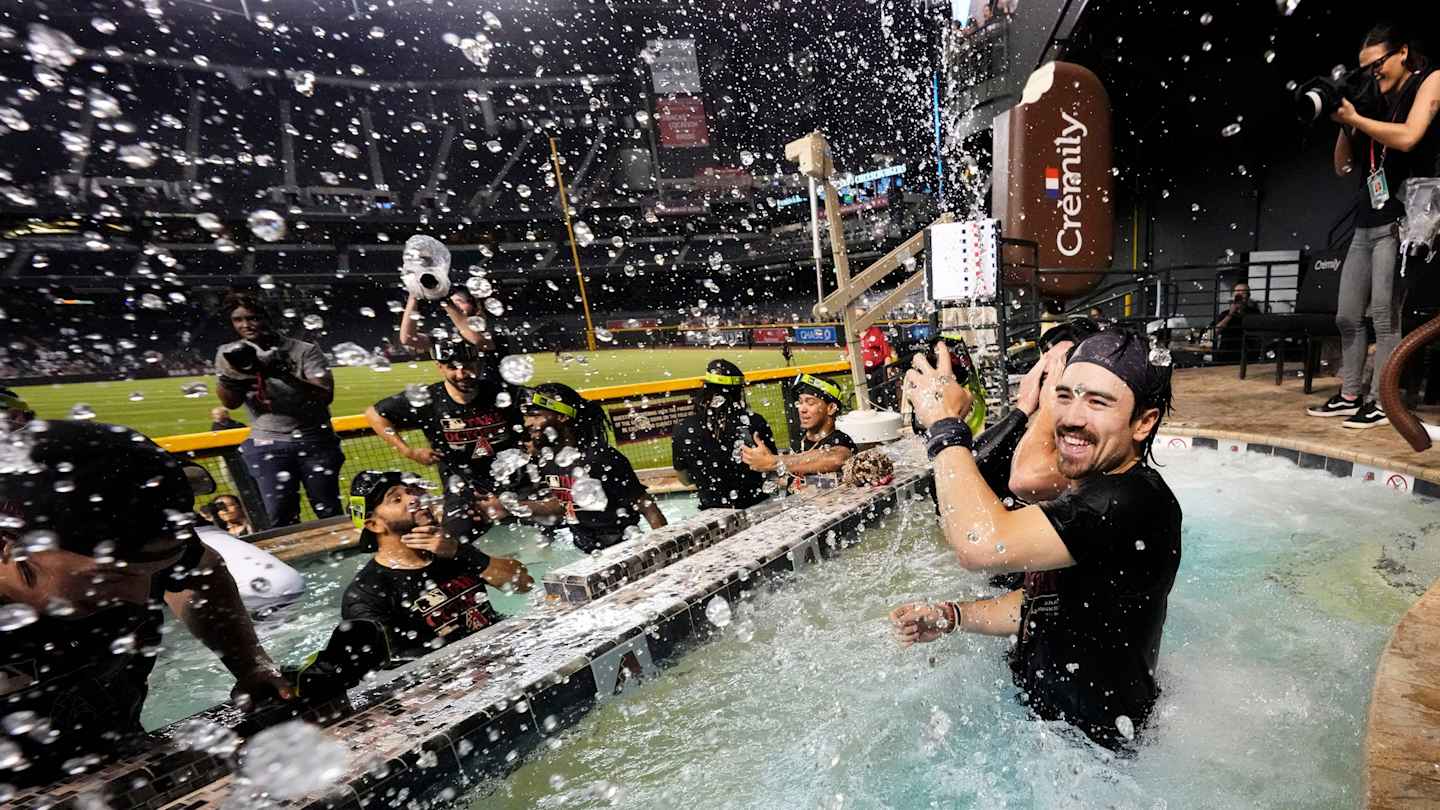 The Splashy Origins of the Diamondbacks’ Pool at Chase Field - Sports ...