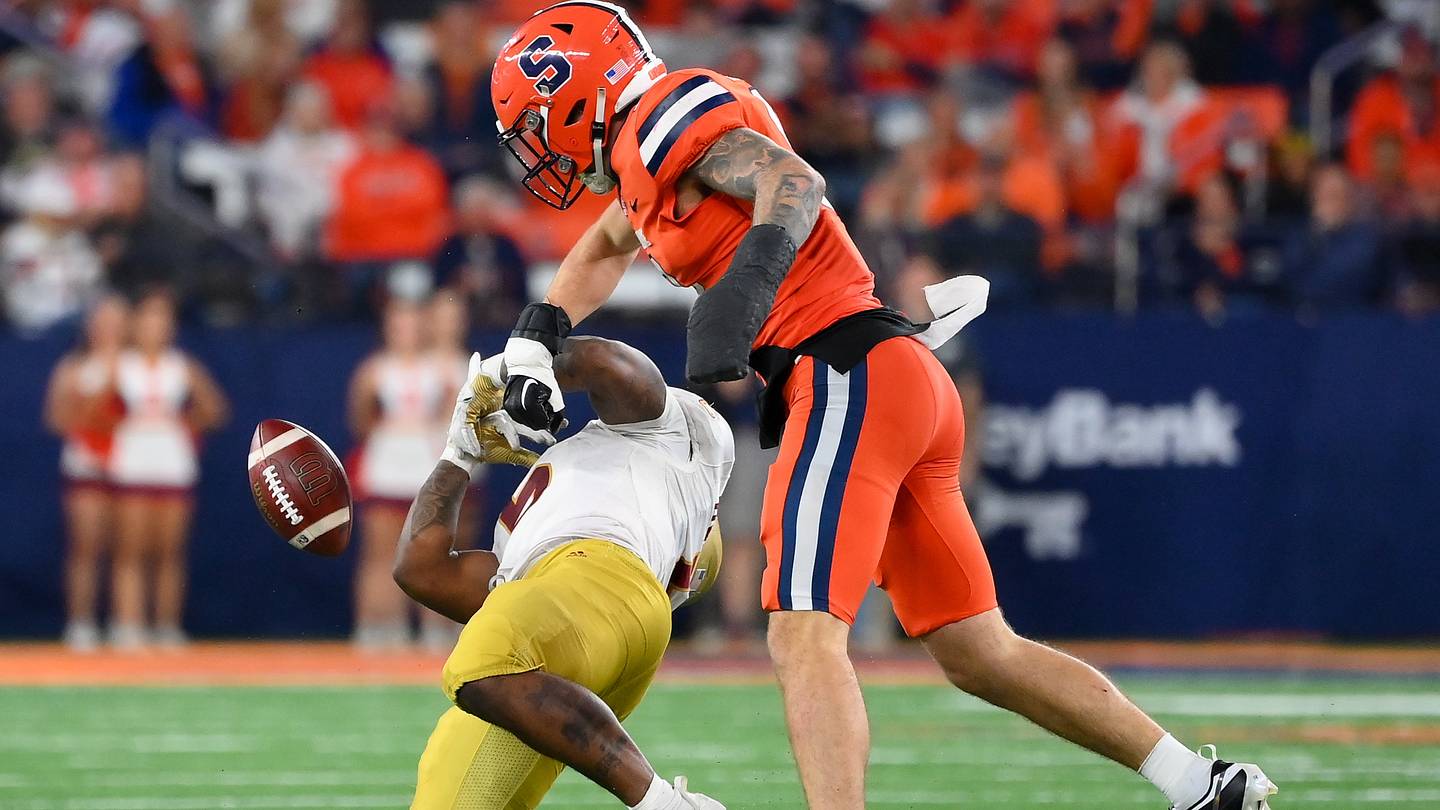 Justin Barron Announces Return to Syracuse For 2024 Season - Sports ...