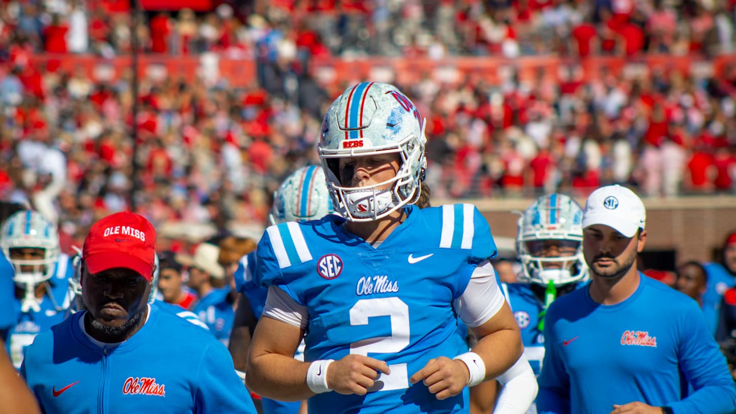 Ole Miss Rebels QB Jaxson Dart Named Davey O'Brien Award Semifinalist ...