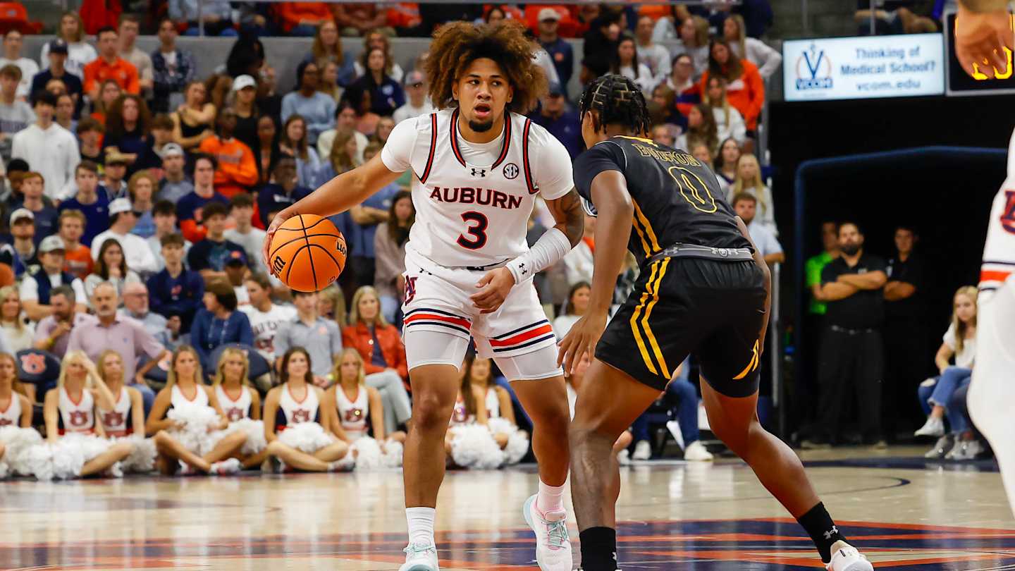 Watch: Tre Donaldson Nails a Transition Three vs Notre Dame - Sports ...