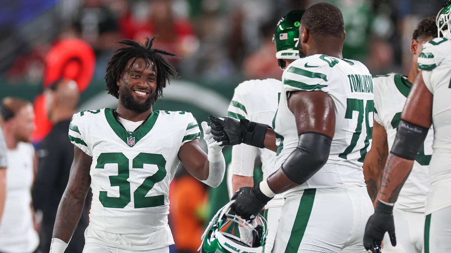 Jets' Teammates React to Running Back's Surprising Release - Sports ...