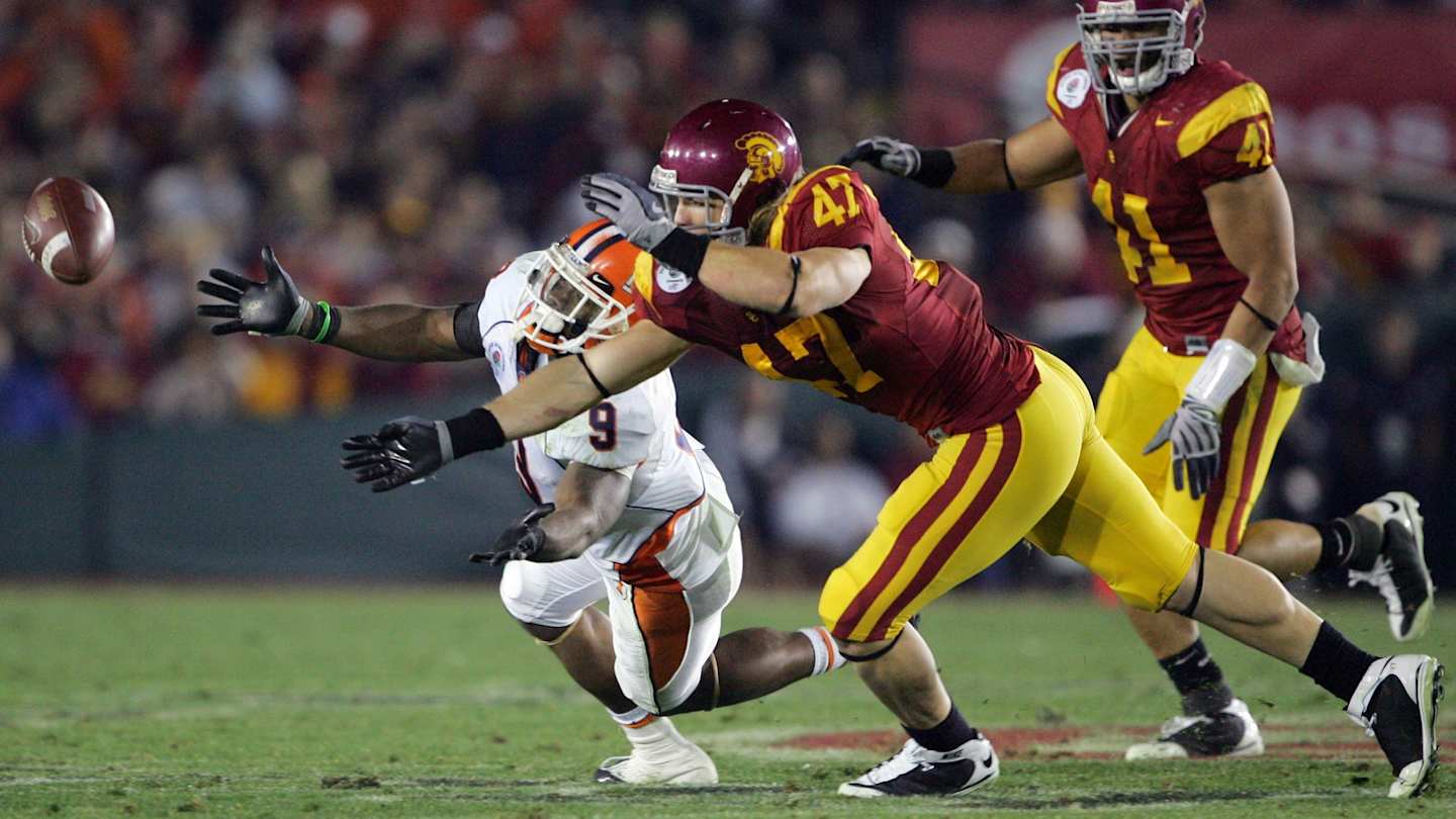 USC Congratulates Former Trojans Star for Being Inducted Into Packers ...