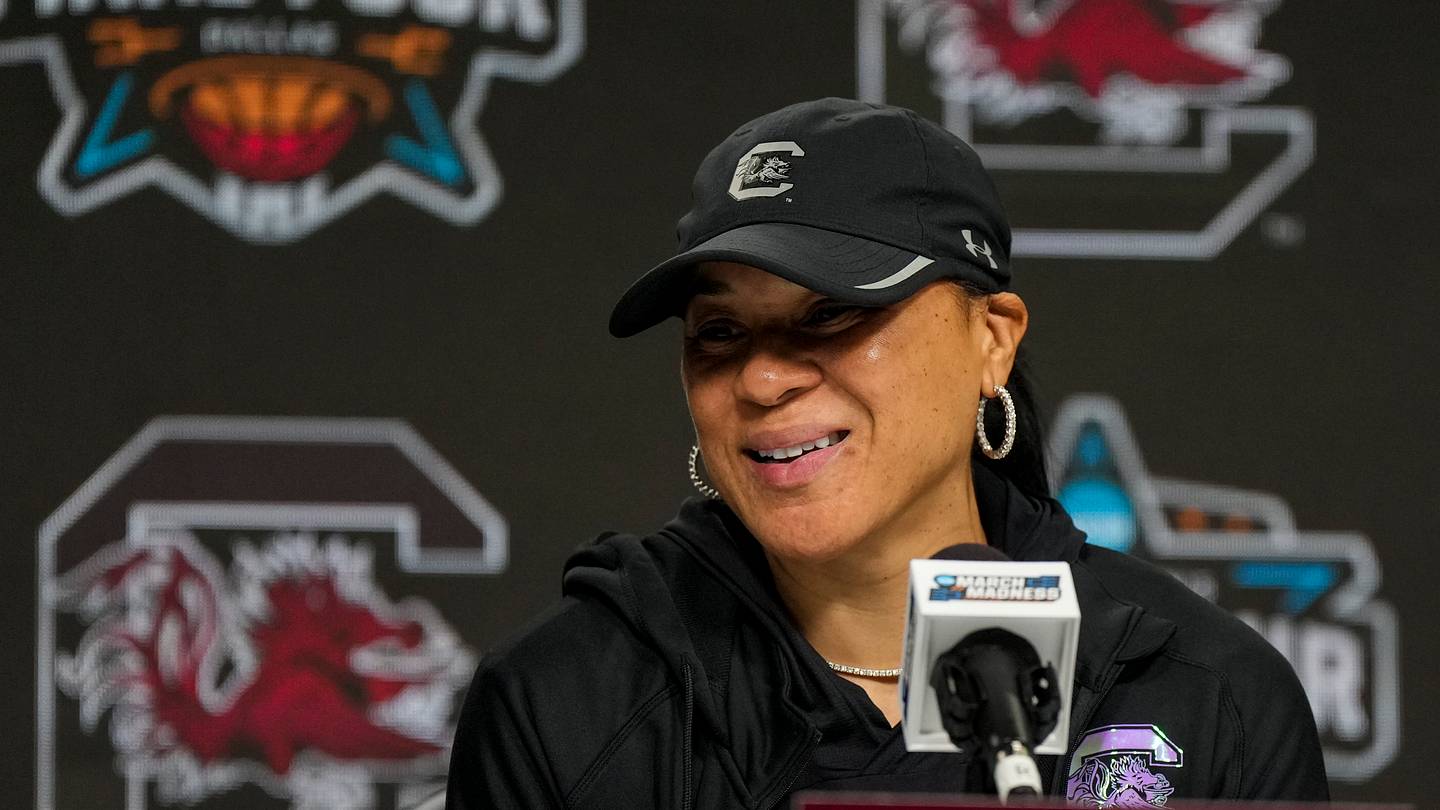 Joyce Edwards: A 2024 Five-Star Forward Commits to Gamecocks Women's ...