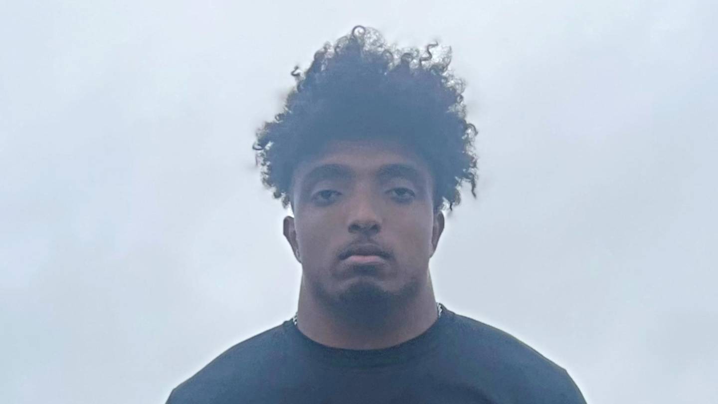 Adarius Hayes Is Sticking With the Florida Gators - All Hurricanes on ...