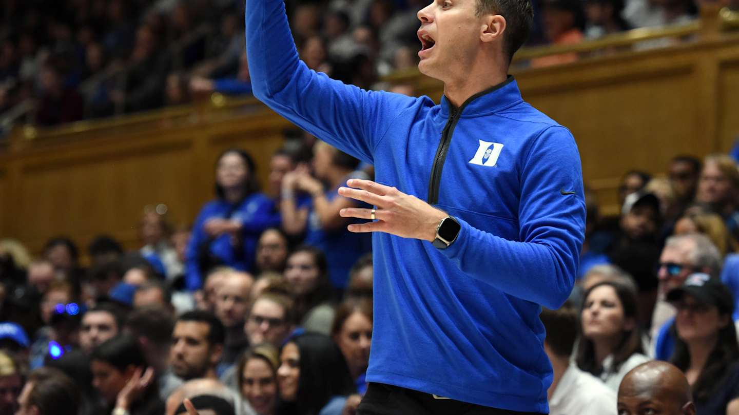 Duke Basketball: Jon Scheyer Jokes About First Technical Foul - Sports ...