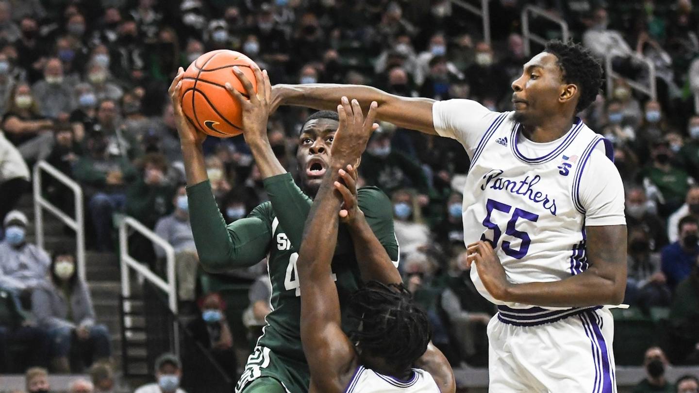 Zack Austin Setting Defensive Tone For Pitt Panthers - Sports ...