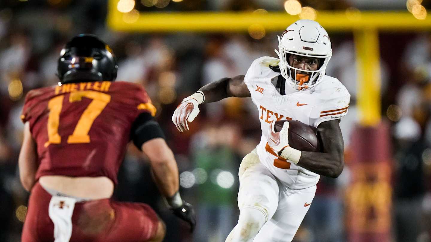 Big XII Football Roundup: Week 12 - Blue Wings Rising