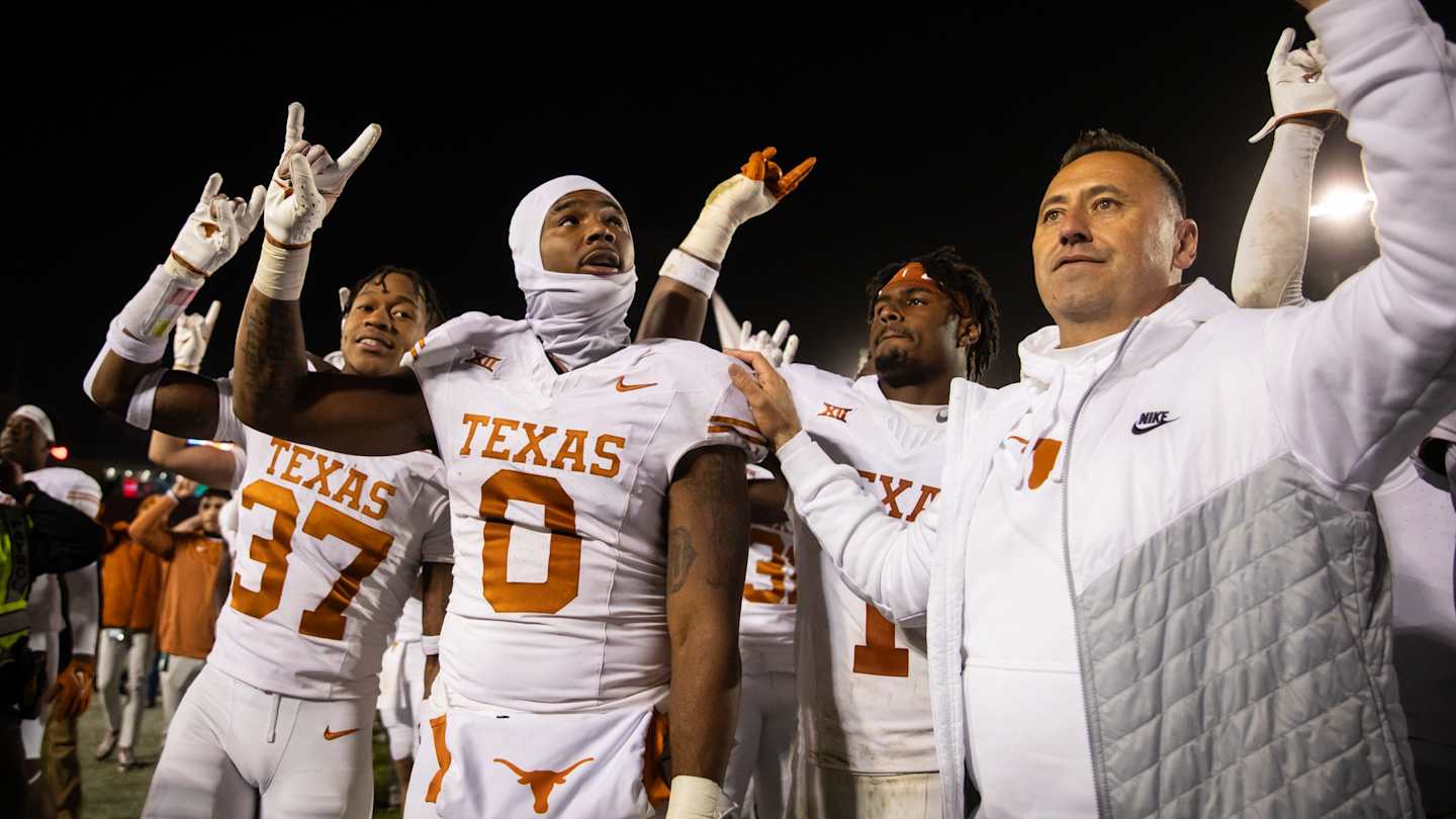 Texas Longhorns Remain at No. 7 in College Football Playoff Rankings ...