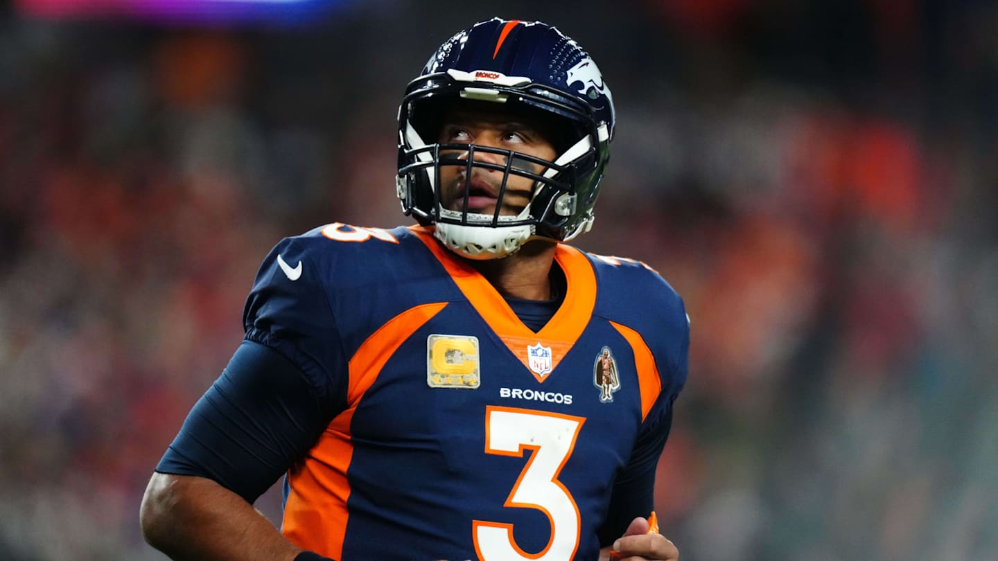 Report: Broncos Bench Russell Wilson for Final Two Games - Sports ...