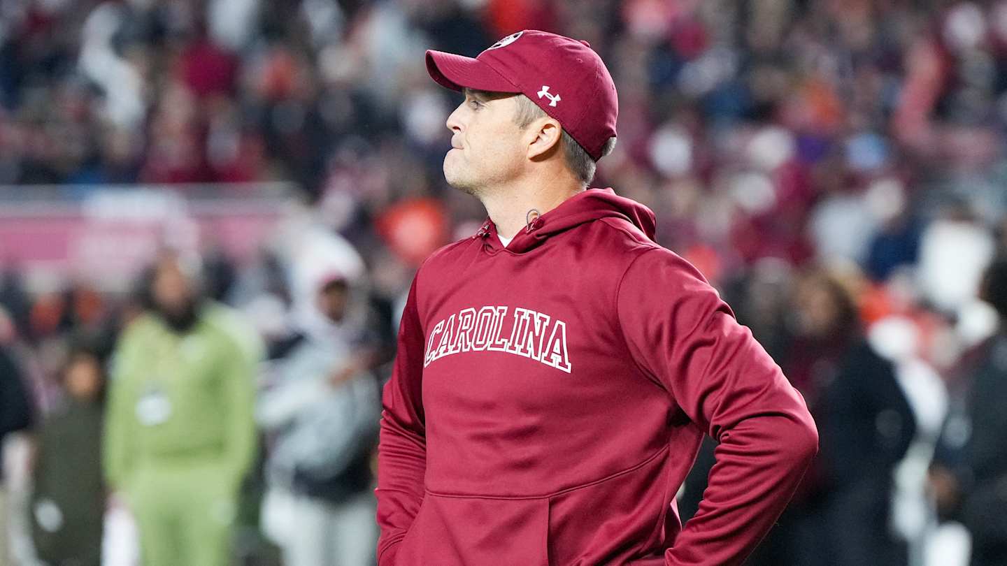 Clayton White's Defense Shines in Gamecocks' Gut-Wrenching Loss To ...