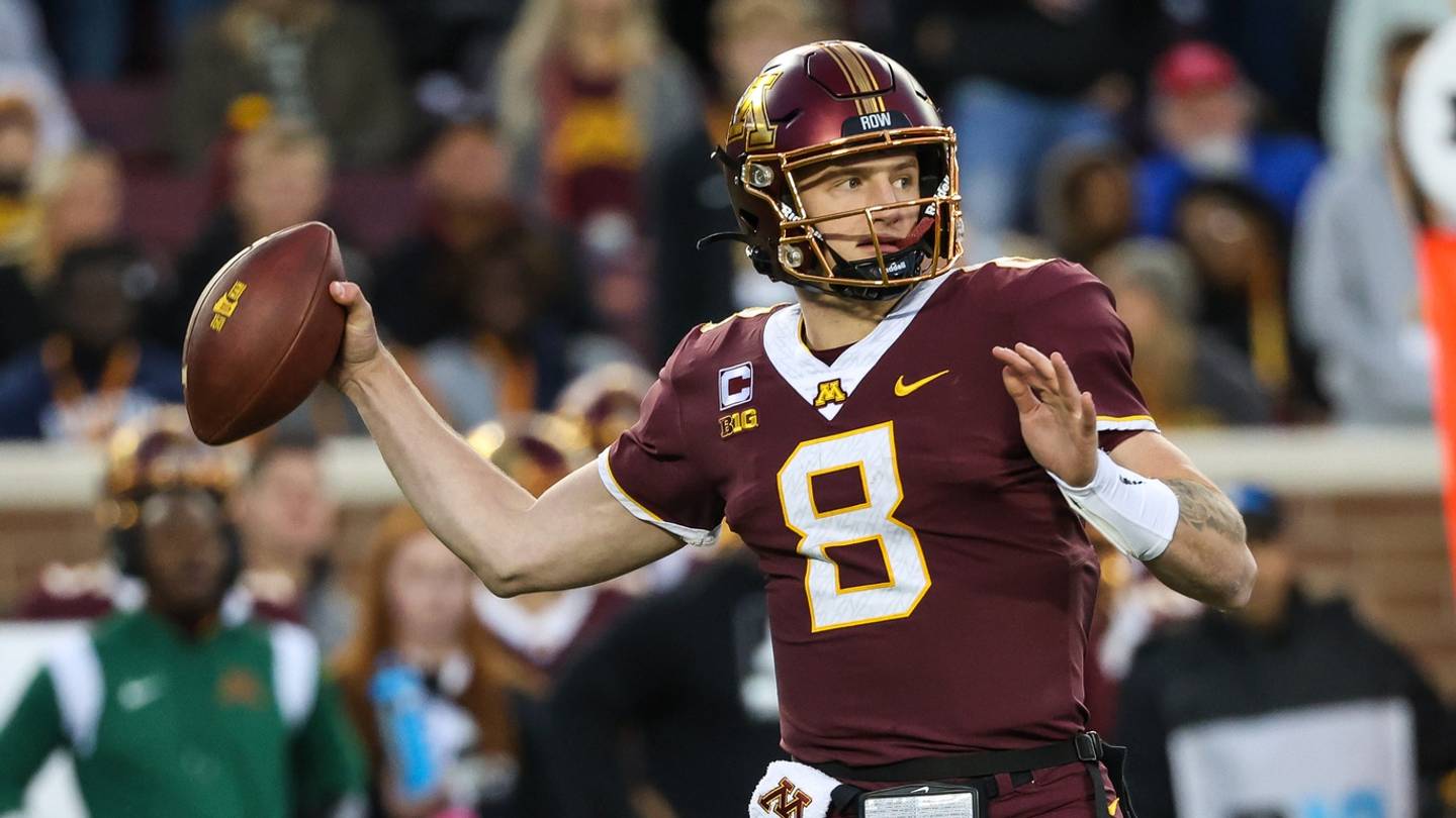 Athan Kaliakmanis entering transfer portal: Who will be Gophers QB in ...
