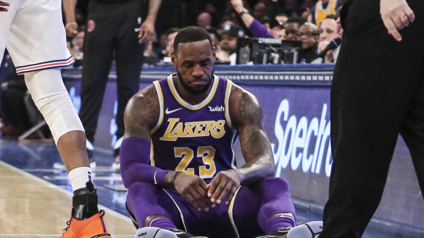 LeBron James' Current Injury Status For Lakers-Thunder Game - Fastbreak on FanNation