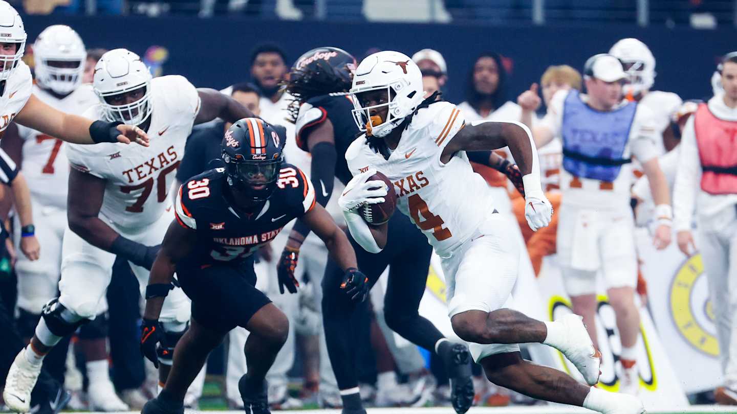 WATCH: Kitan Crawford Diving Pick Leads To CJ Baxter TD To Put The ...