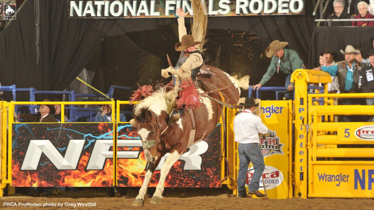 Kade Bruno and Zeke Thurston Share Round 1 Win at 2023 NFR - Sports ...