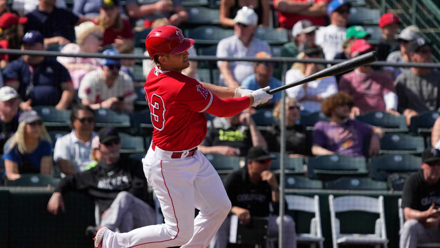 Braves flip catcher Max Stassi to Chicago White Sox for PTBNL - Sports ...