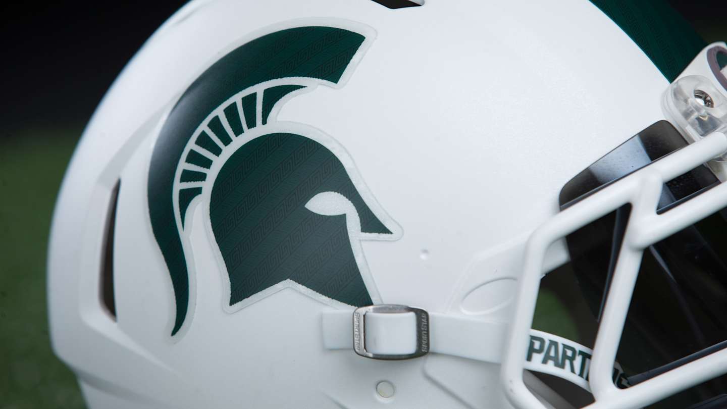Michigan State Football: DE Khris Bogle, DT Dre Butler enter transfer ...