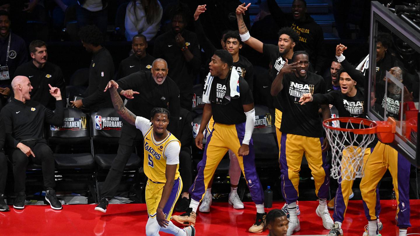 LeBron James Gushes Over Duke Basketball Product's Clutch Play - Sports ...
