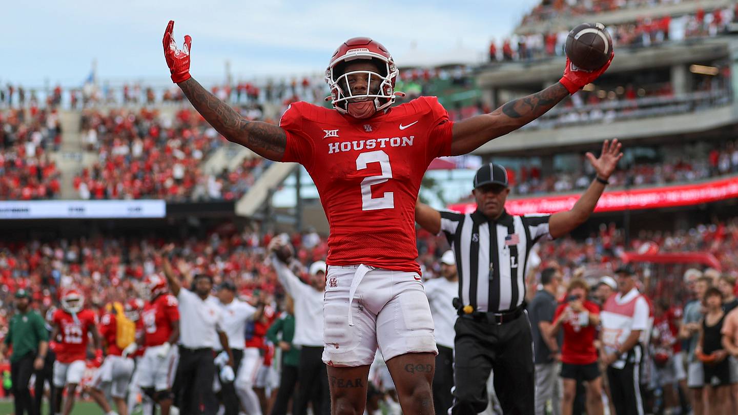 OFFICIAL: Transfer WR Matthew Golden Signs With Texas Longhorns ...