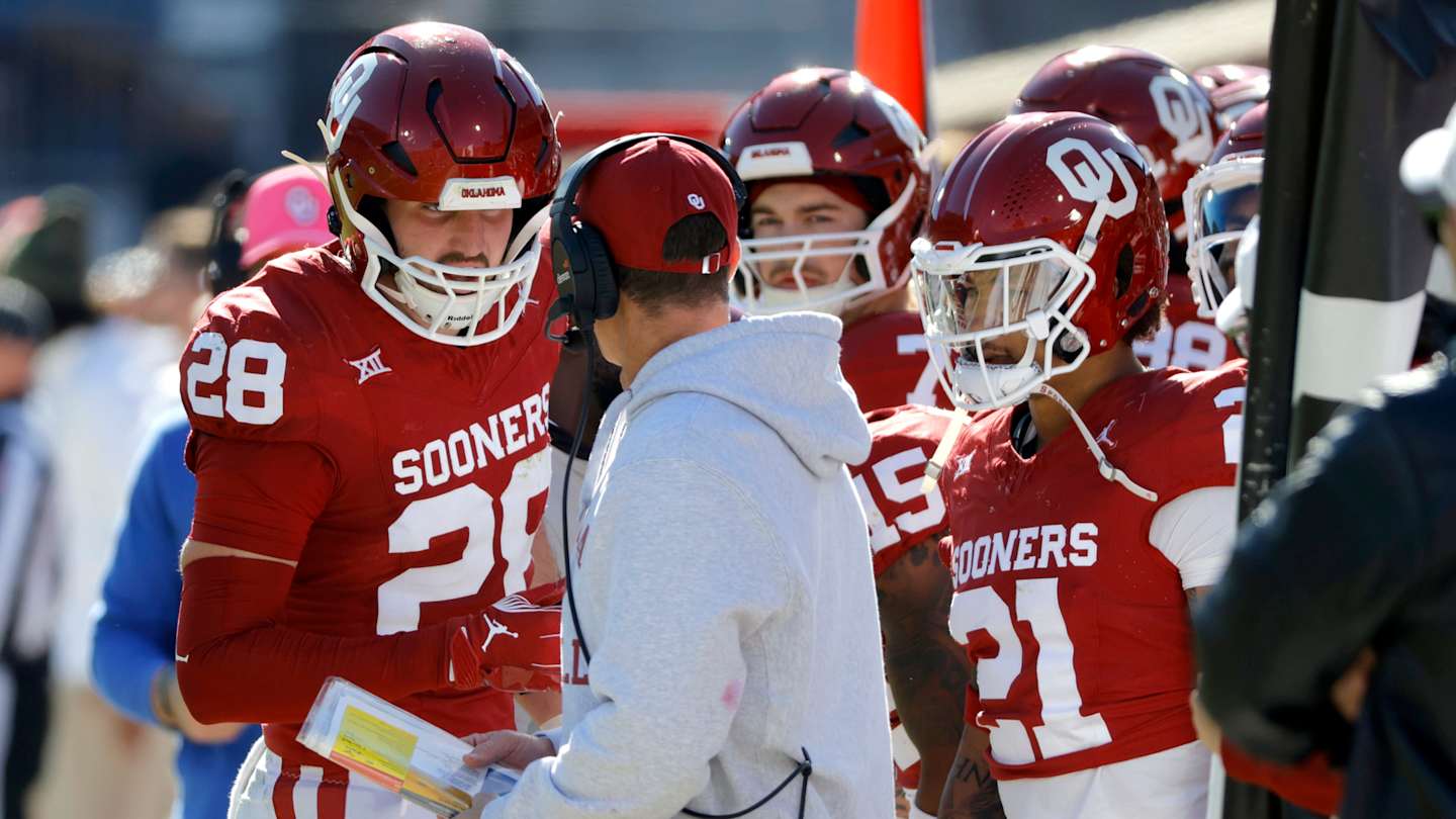 Oklahoma LB Danny Stutsman to Return for 2024 Season - Sports ...